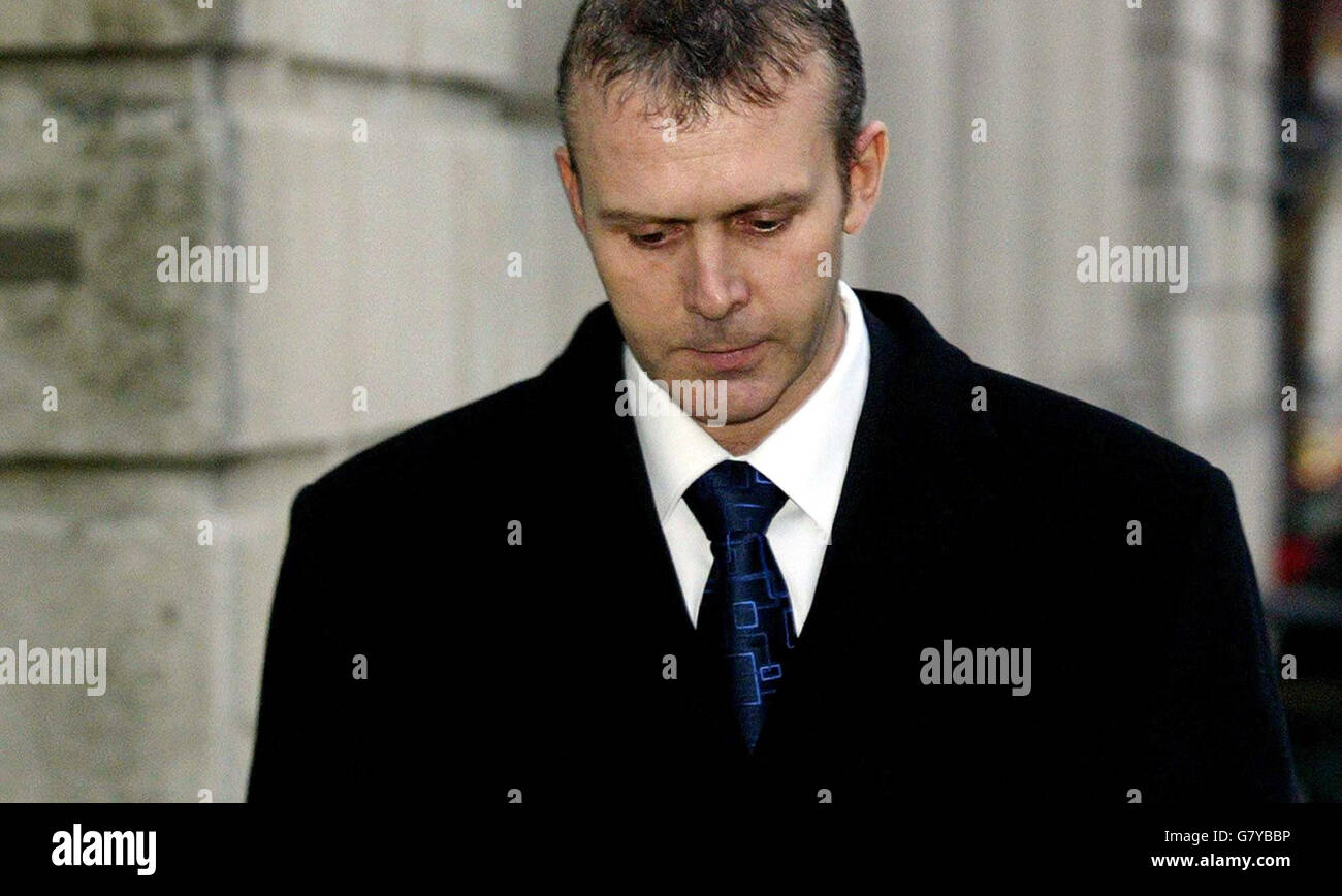 Social courts crime police death murder father head and shoulders hi ...