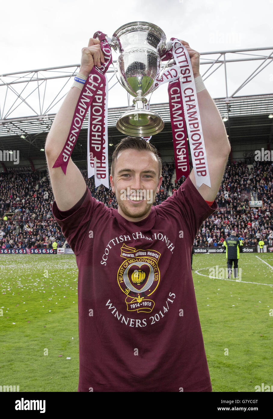 Hearts' captain Danny Wilson with with the trophy after the Scottish ...