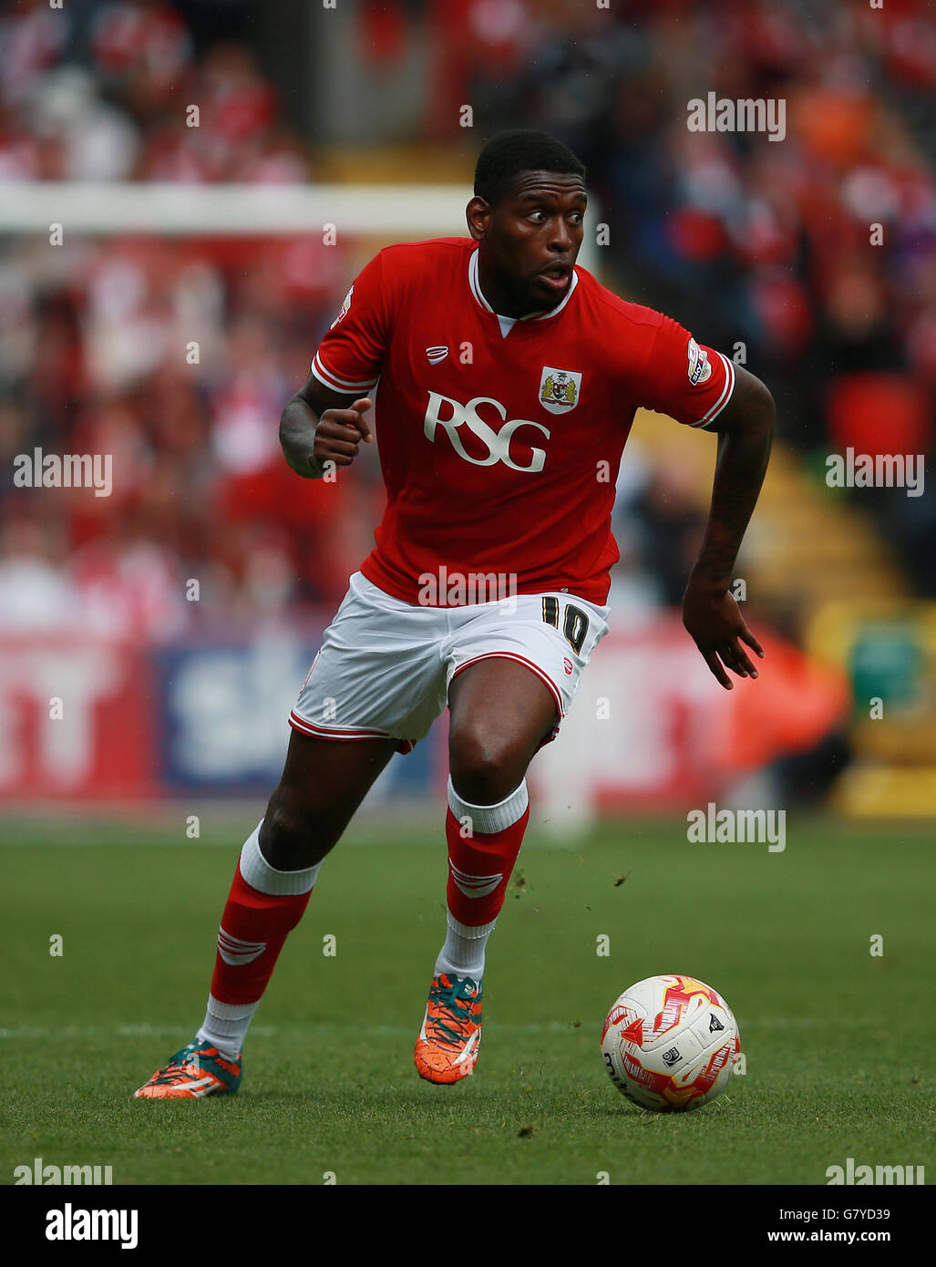 Bristol citys jay emmanuel thomas sky bet league one match gate hi-res ...