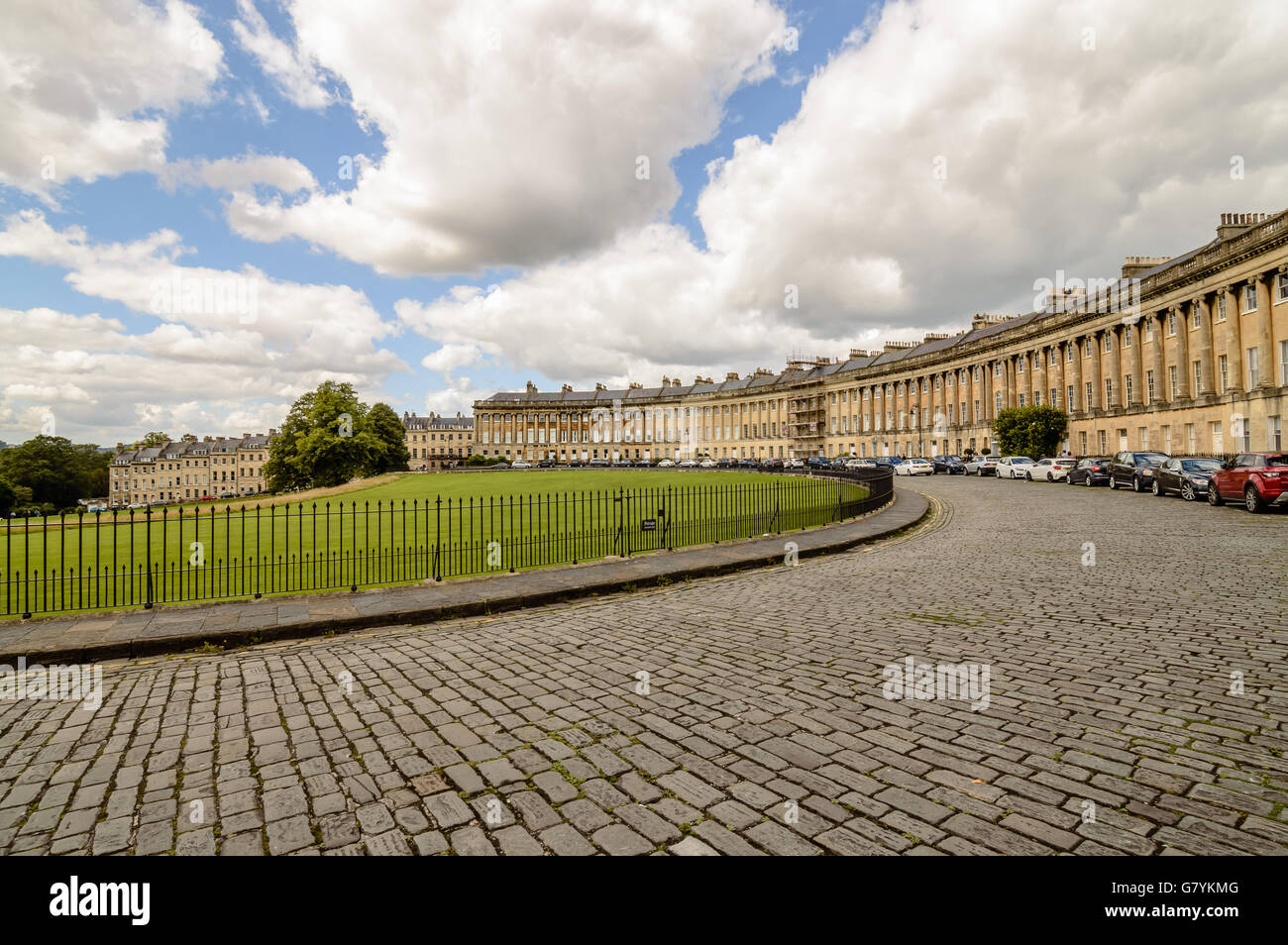 Bath, UK - August 15, 2015: The famous Royal Crescent building in Bath ...