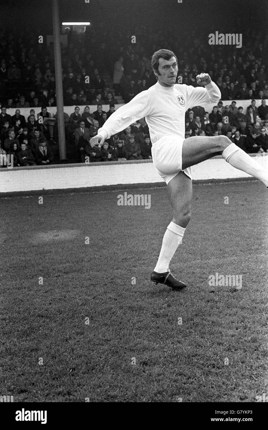 Captain top scorer for millwall hi-res stock photography and images - Alamy