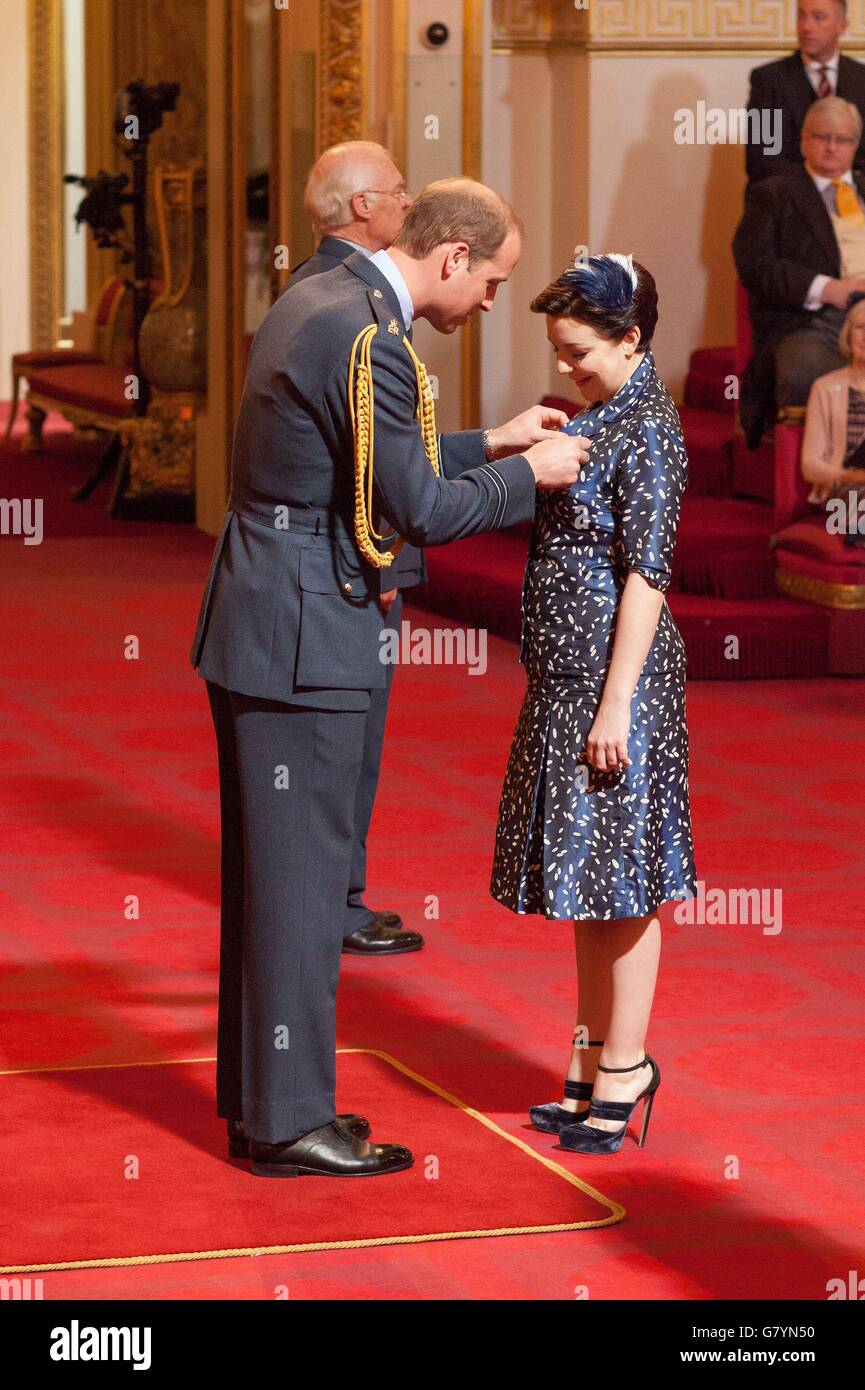 Is made obe duke cambridge investiture ceremony buckingham palace hi ...