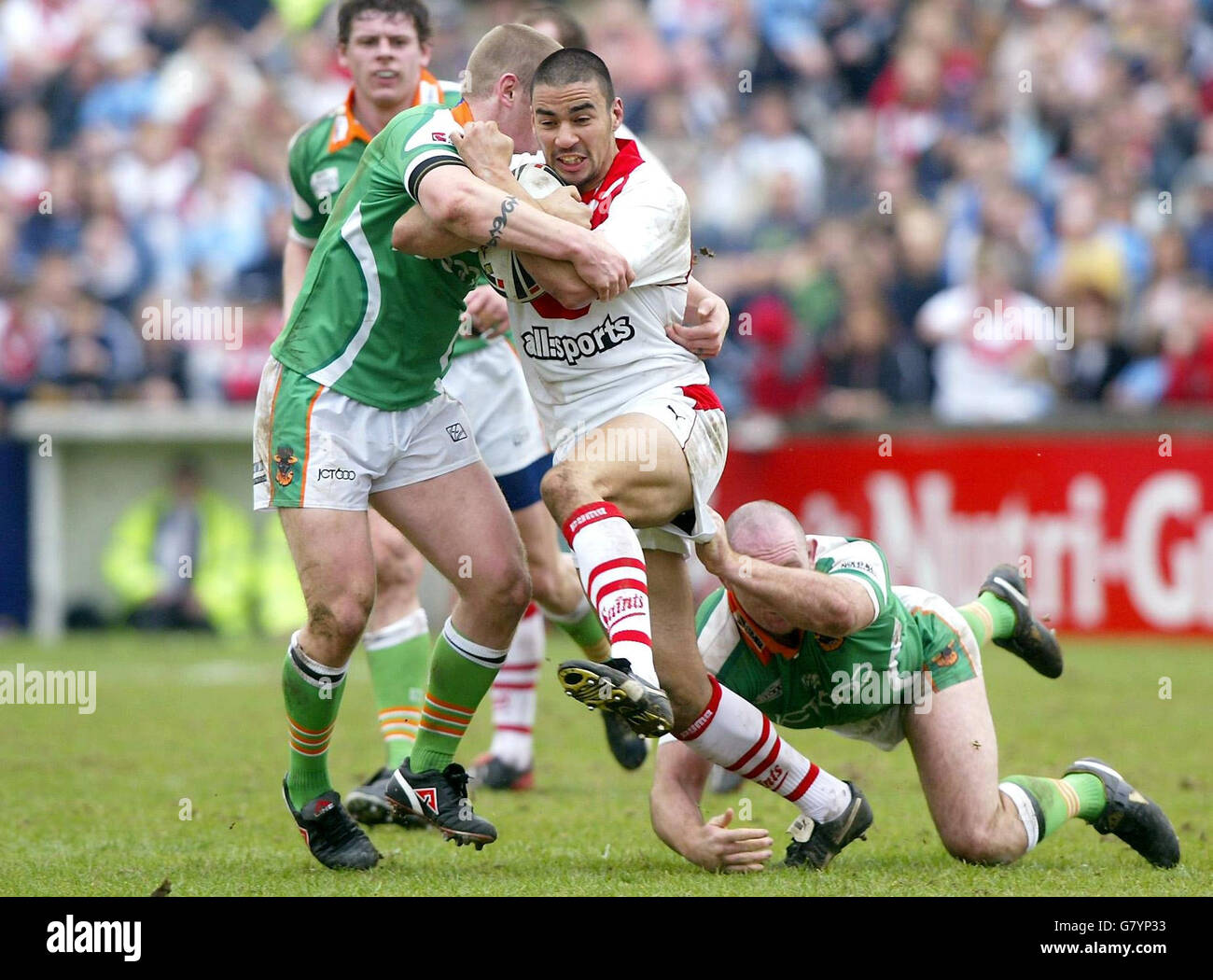 Rugby league bradford bulls v st helens hi-res stock photography and ...