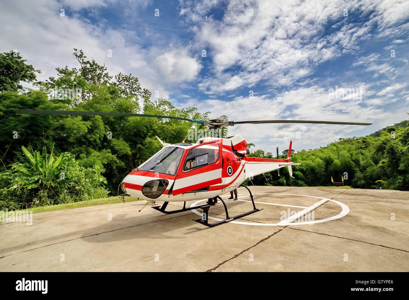 Helipad In Mountain Stock Photos & Helipad In Mountain Stock Images - Alamy