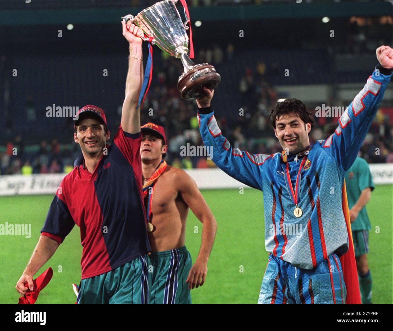 Barcelona celebrate with uefa cup winners cup hi-res stock photography ...