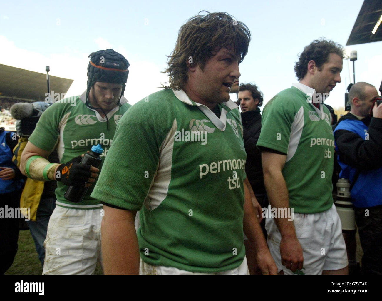 Road from left to right hi-res stock photography and images - Alamy