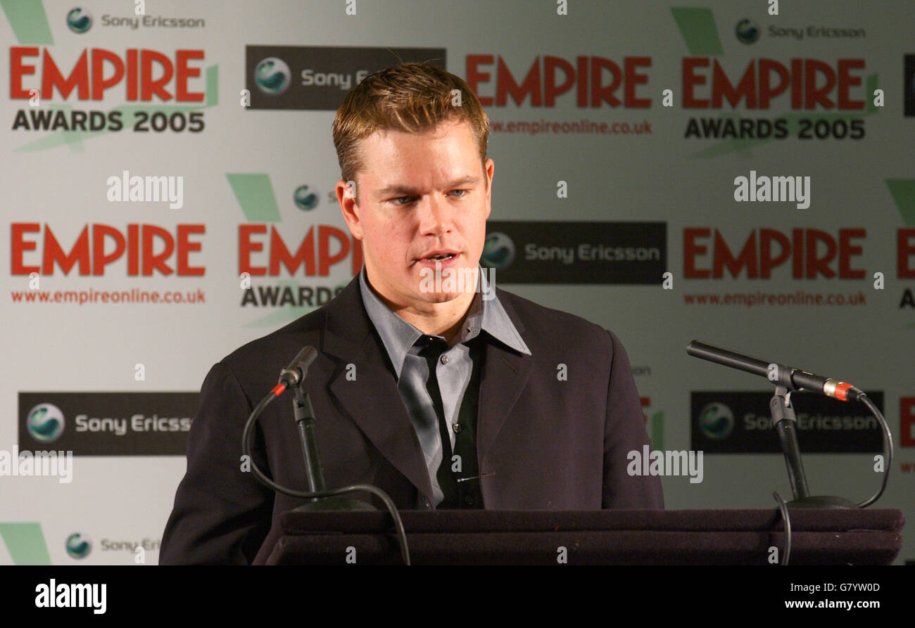 Showbiz film cinema celebrity actor head shot shoulders speaking hi-res ...