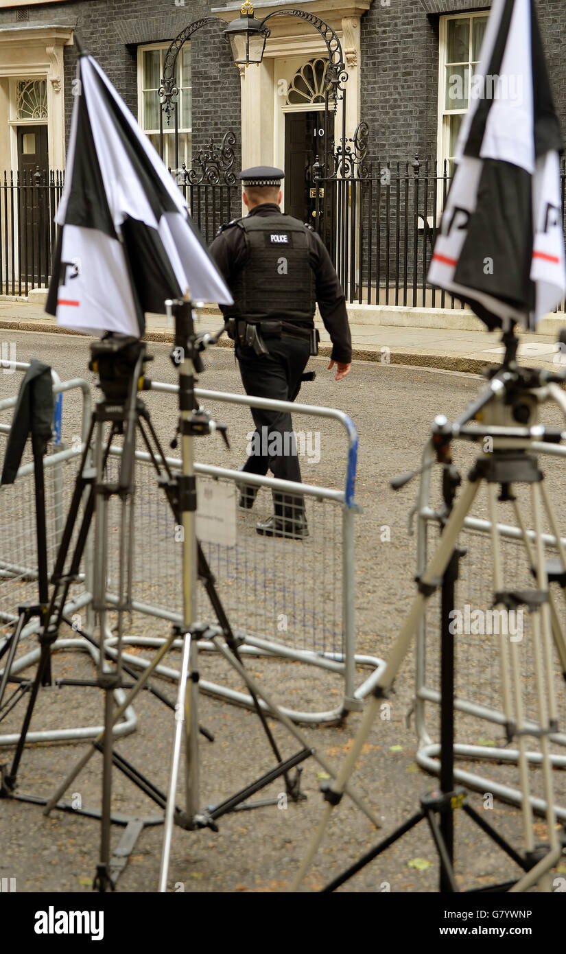 General Election 2015 campaign - May 6th. People set up media platforms ...