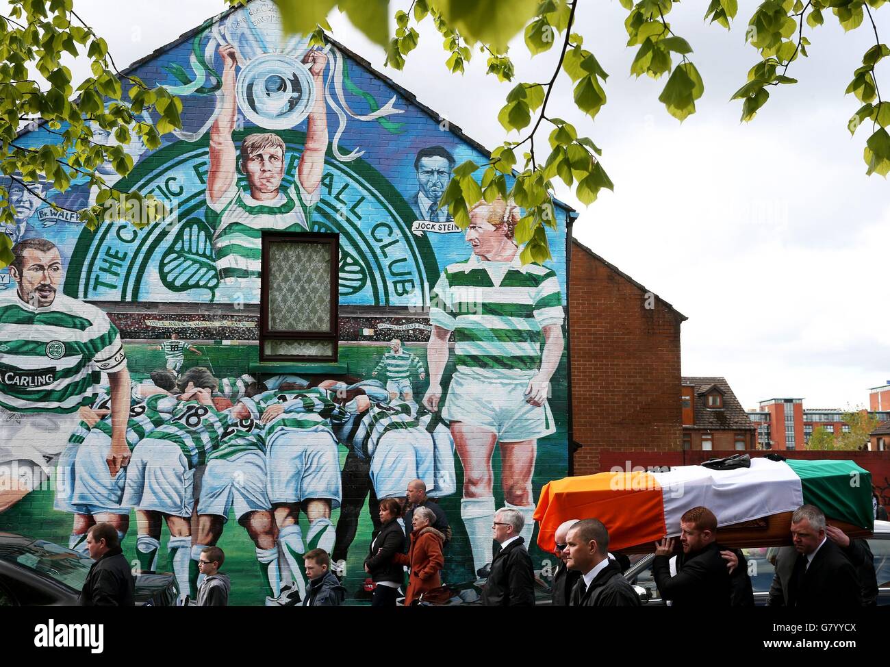 The coffin of Gerard "Jock" Davison, a former IRA commander, is carried ...