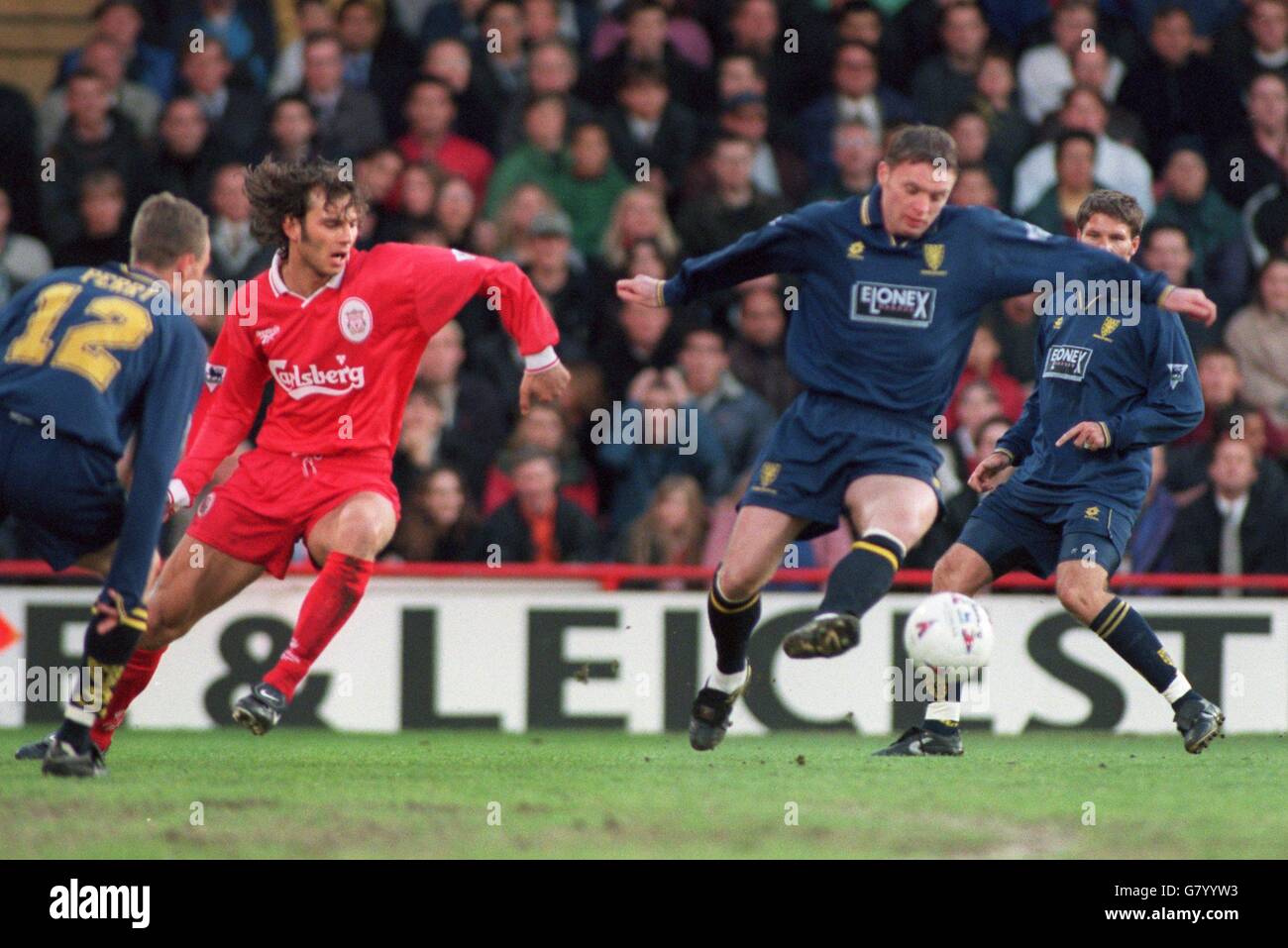Soccer - Carling Premier League -Wimbledon v Liverpool Stock Photo - Alamy
