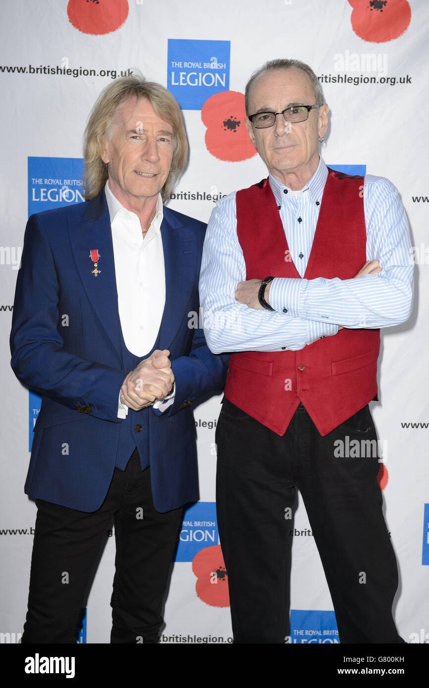 Rick Parfitt (left) and Francis Rossi of Status Quo pictured backstage ...