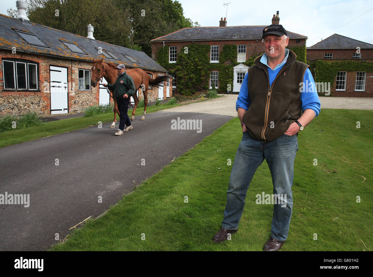 Horse racing oliver sherwood stables visit hi-res stock photography and ...
