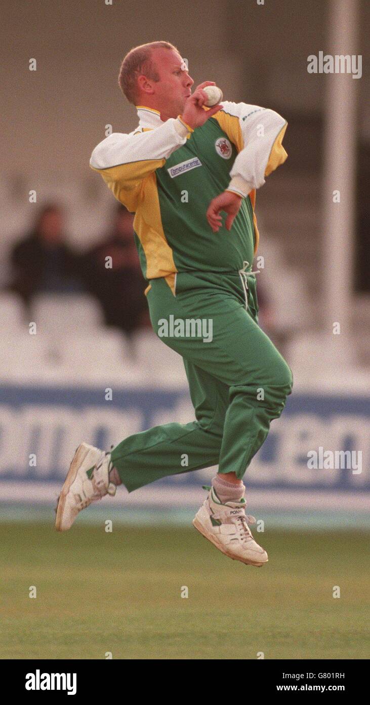 Cricket worcestershire hli hi-res stock photography and images - Alamy