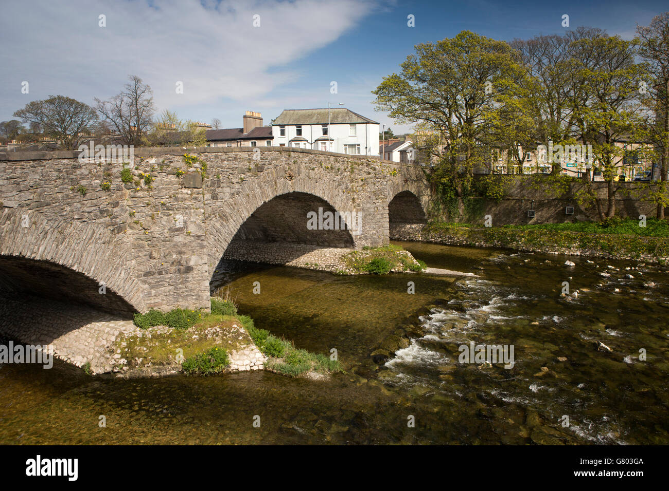 Old bridges community center hi-res stock photography and images - Alamy