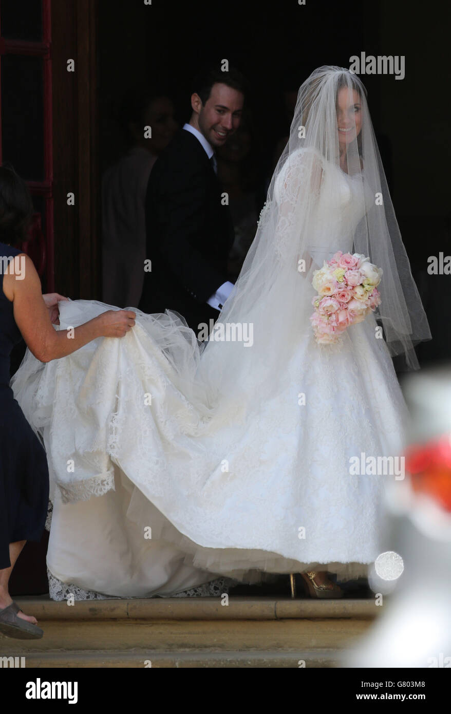 Geri Halliwell Is Married See The Spice Girl39s Wedding Photos Photo