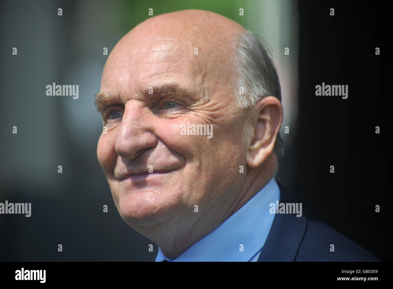 College Green, London, UK, 24 June 2016, Steve Pound opposite the ...