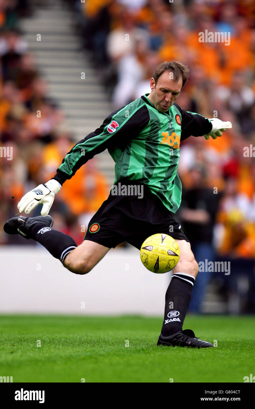 Gordon marshall hi-res stock photography and images - Alamy