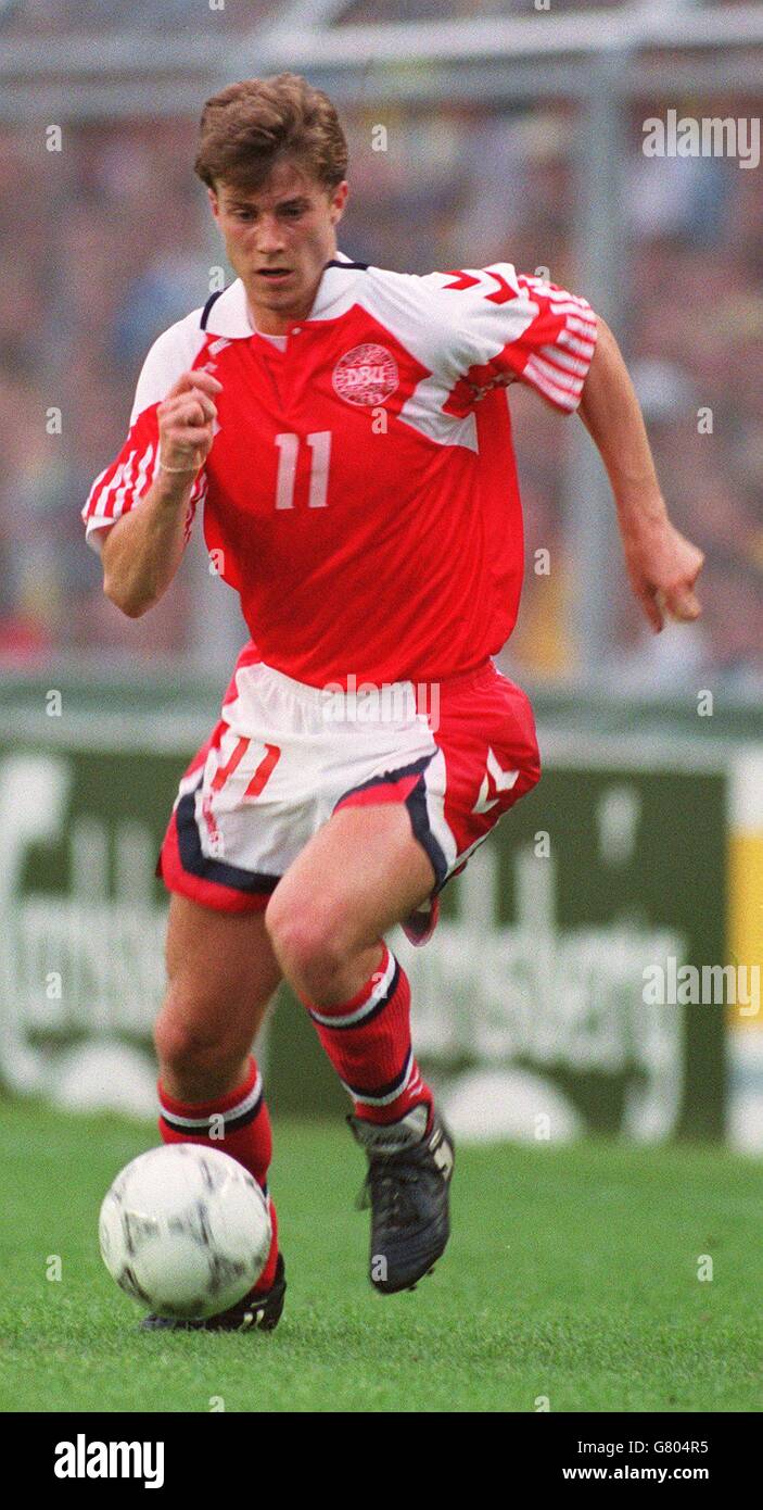 EUROPEAN CHAMPIONSHIPS SOCCER. BRIAN LAUDRUP, DENMARK Stock Photo - Alamy