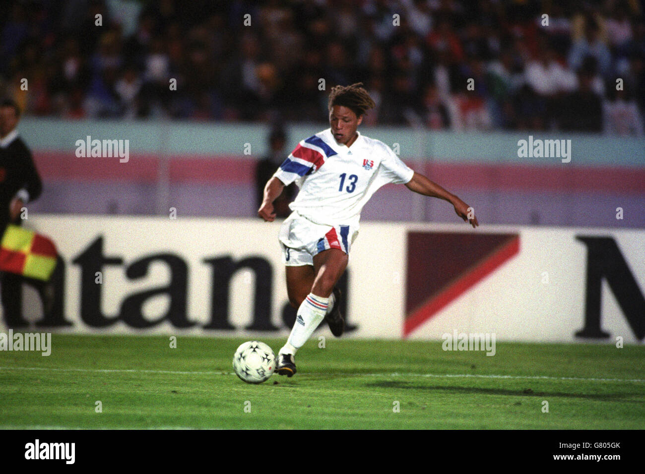 Soccer - 1993 Copa America - Ecuador v United States - Estadio Olimpico ...