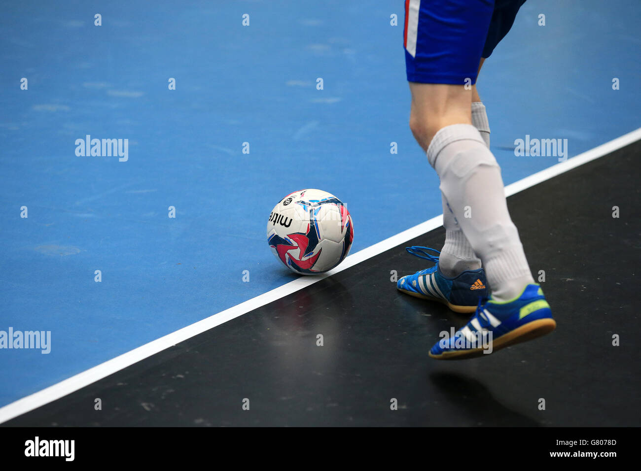 Detail reading player taking kick in hi-res stock photography and ...