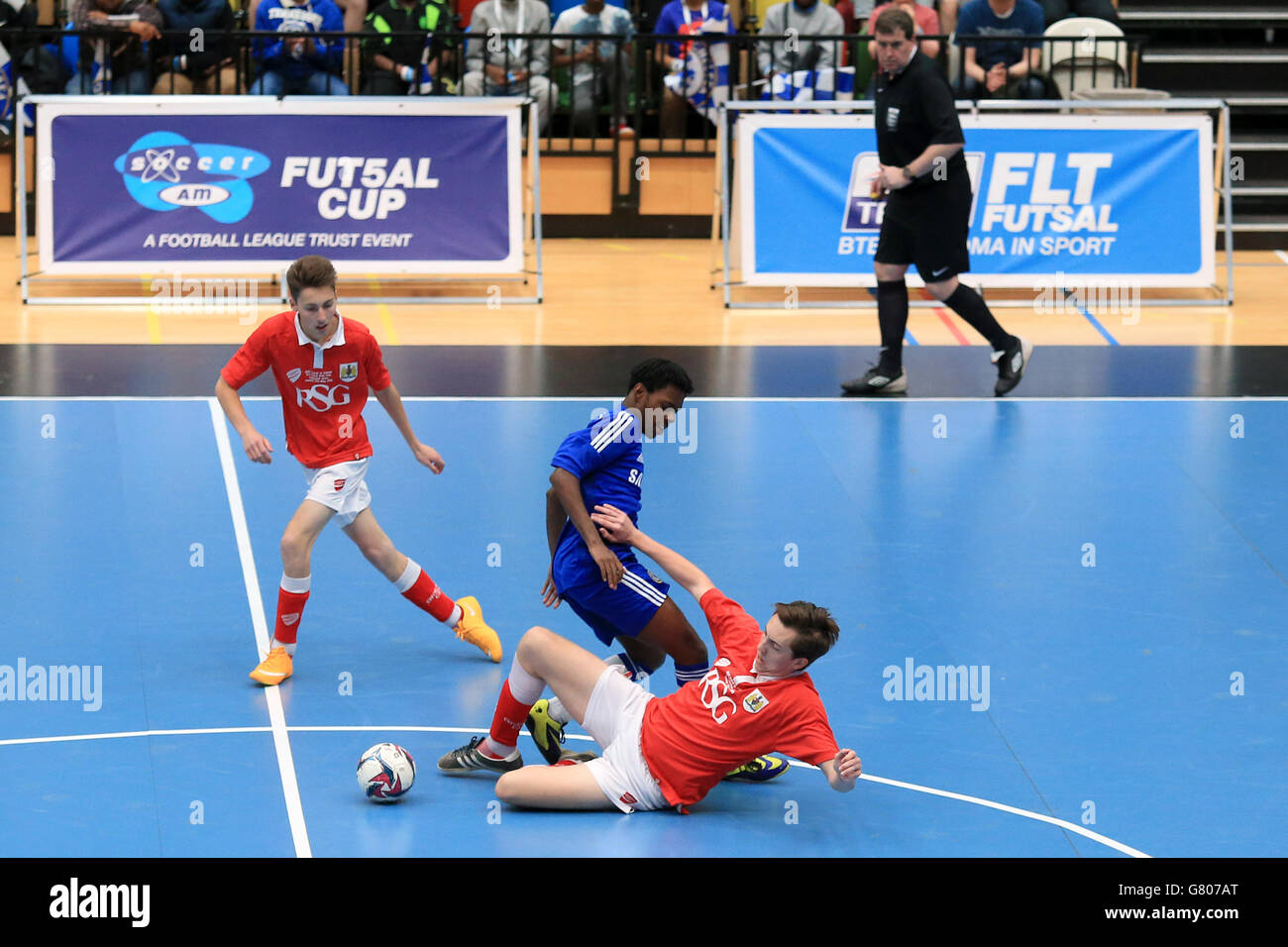 Football final semi finals futsal five side fut5al team group hi-res ...