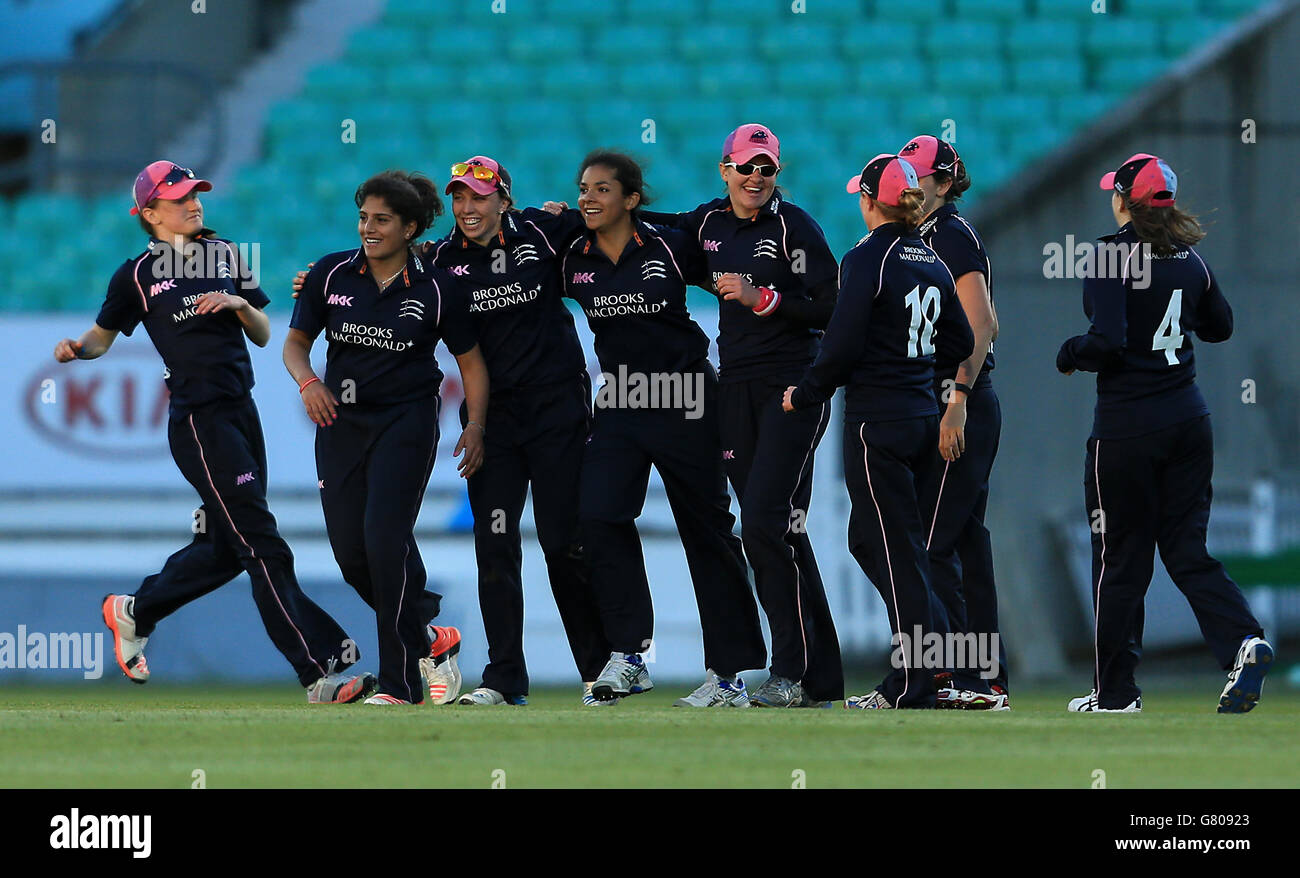 The middlesex womens team celebrate victory after the match hi-res ...