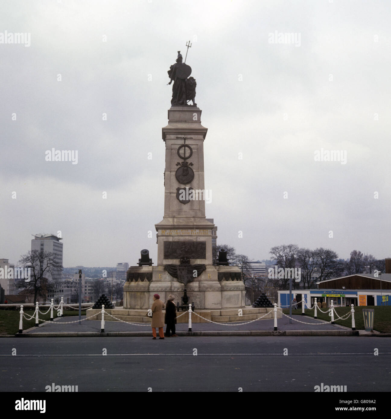 Sir Francis Drake Memorial - Plymouth, Devon Stock Photo - Alamy
