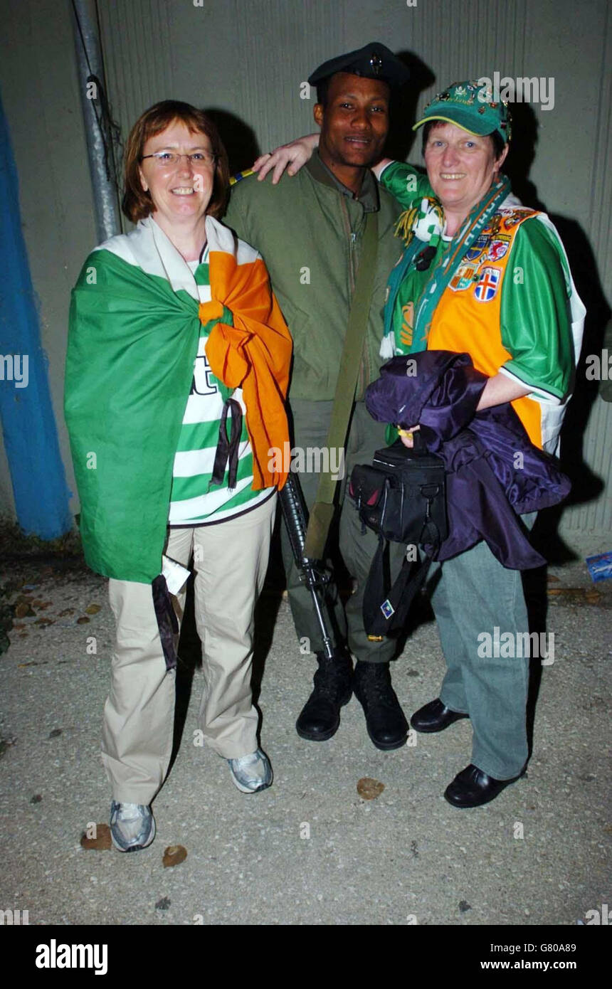 Republic of Ireland football fans Esther Kehoe (R) from Dublin and Anne ...
