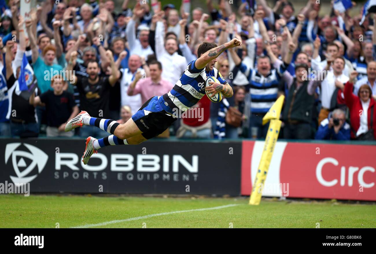 Bath Rugby's Matt Banahan swallow dives to score his third and his side ...