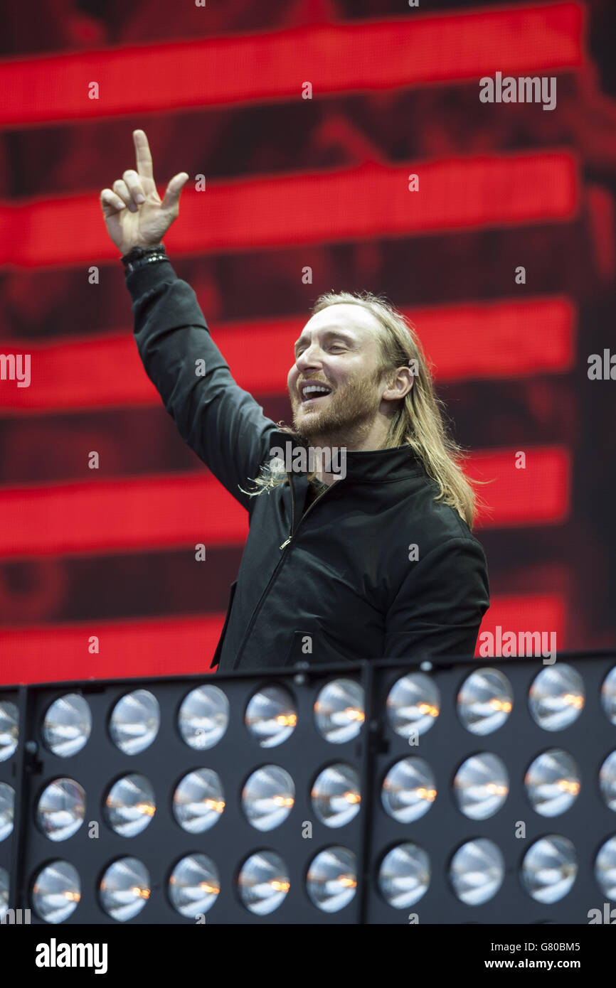 David guetta performing radio big weekend hi-res stock photography and ...