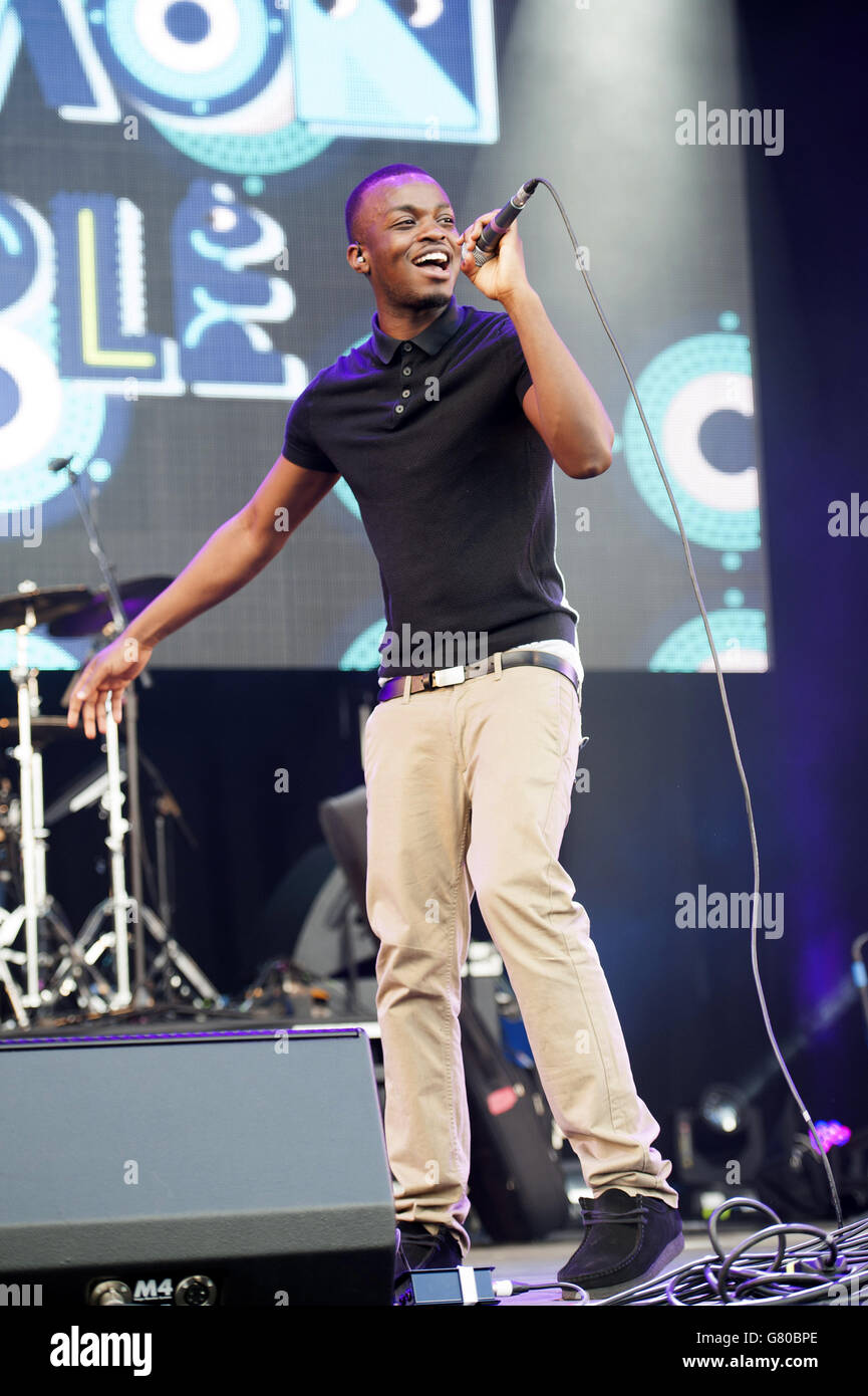 George poet performs live on common stage hi-res stock photography and ...