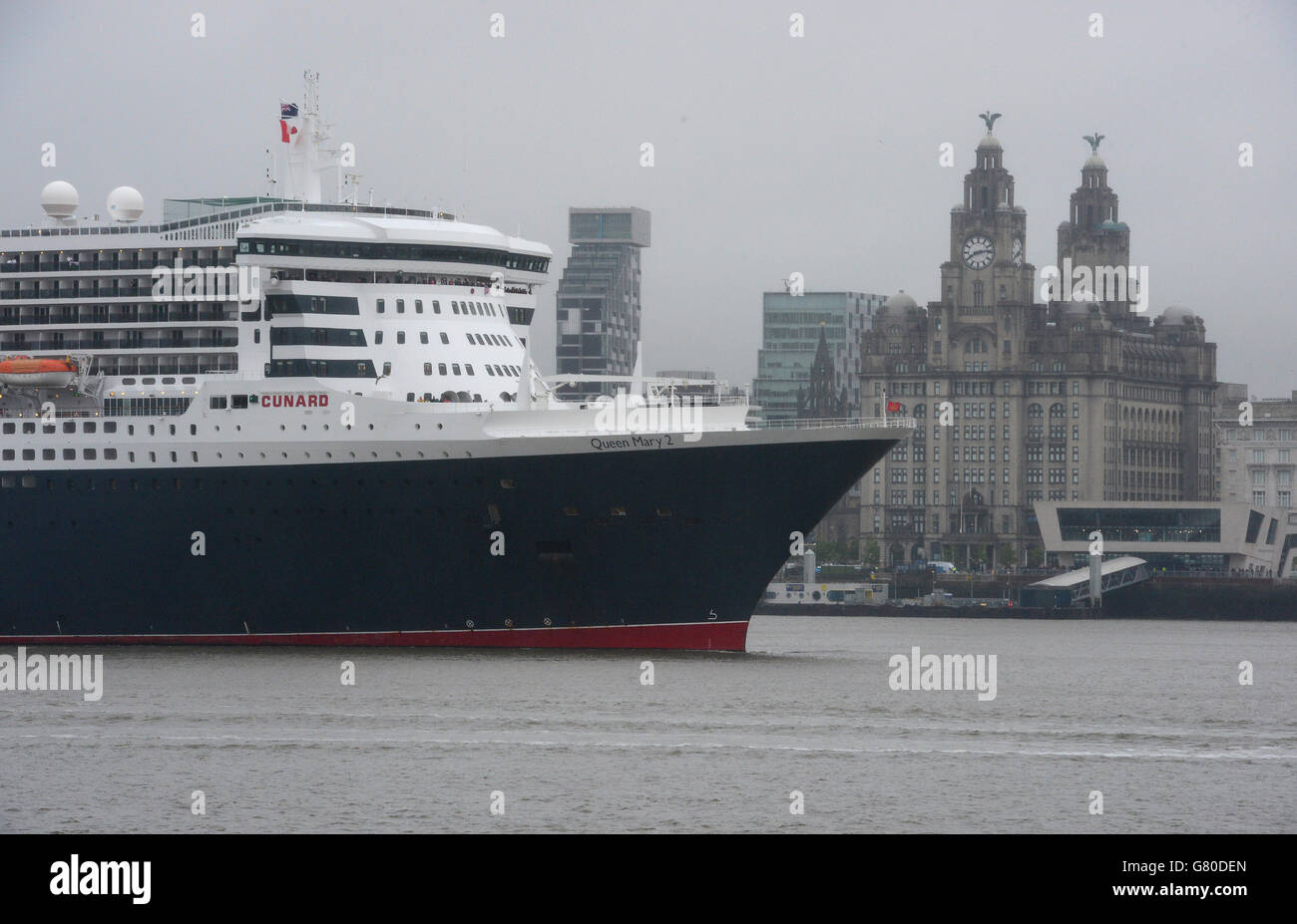 Cunard ocean liner the Queen Mary 2 arrives in Liverpool ahead of ...