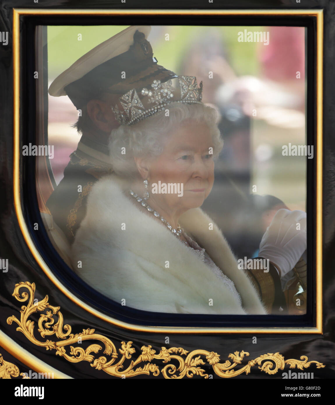The royal procession makes its way along the mall hi-res stock ...