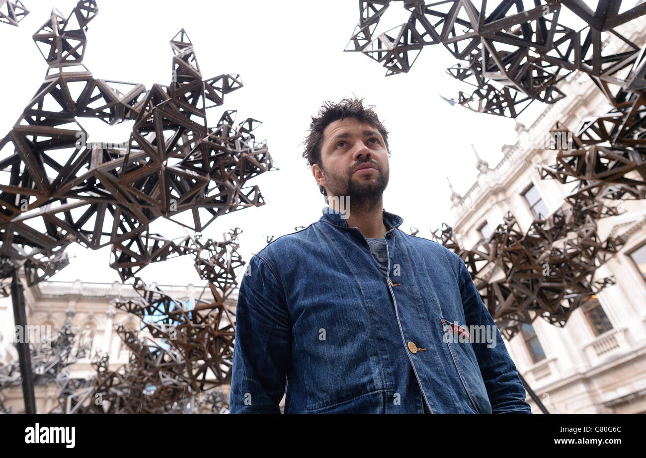 Conrad shawcross hi-res stock photography and images - Alamy