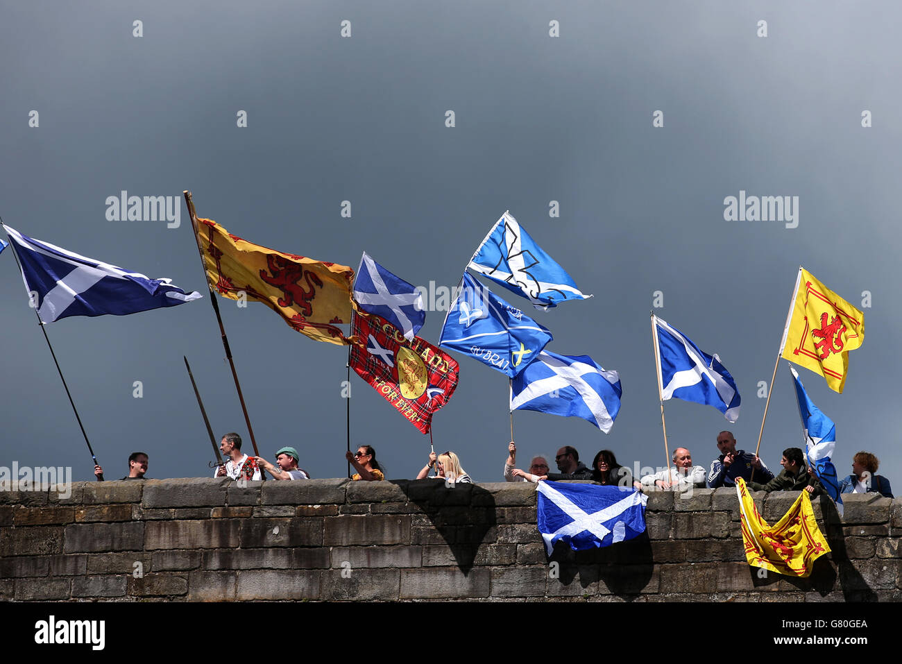 Victory wave hi-res stock photography and images - Alamy