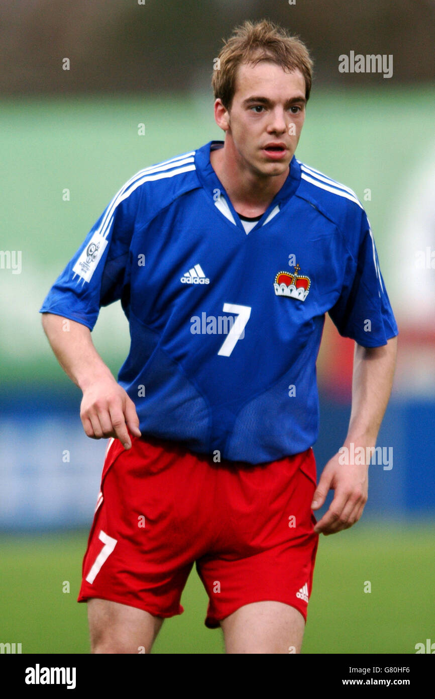 Roger beck hi-res stock photography and images - Alamy