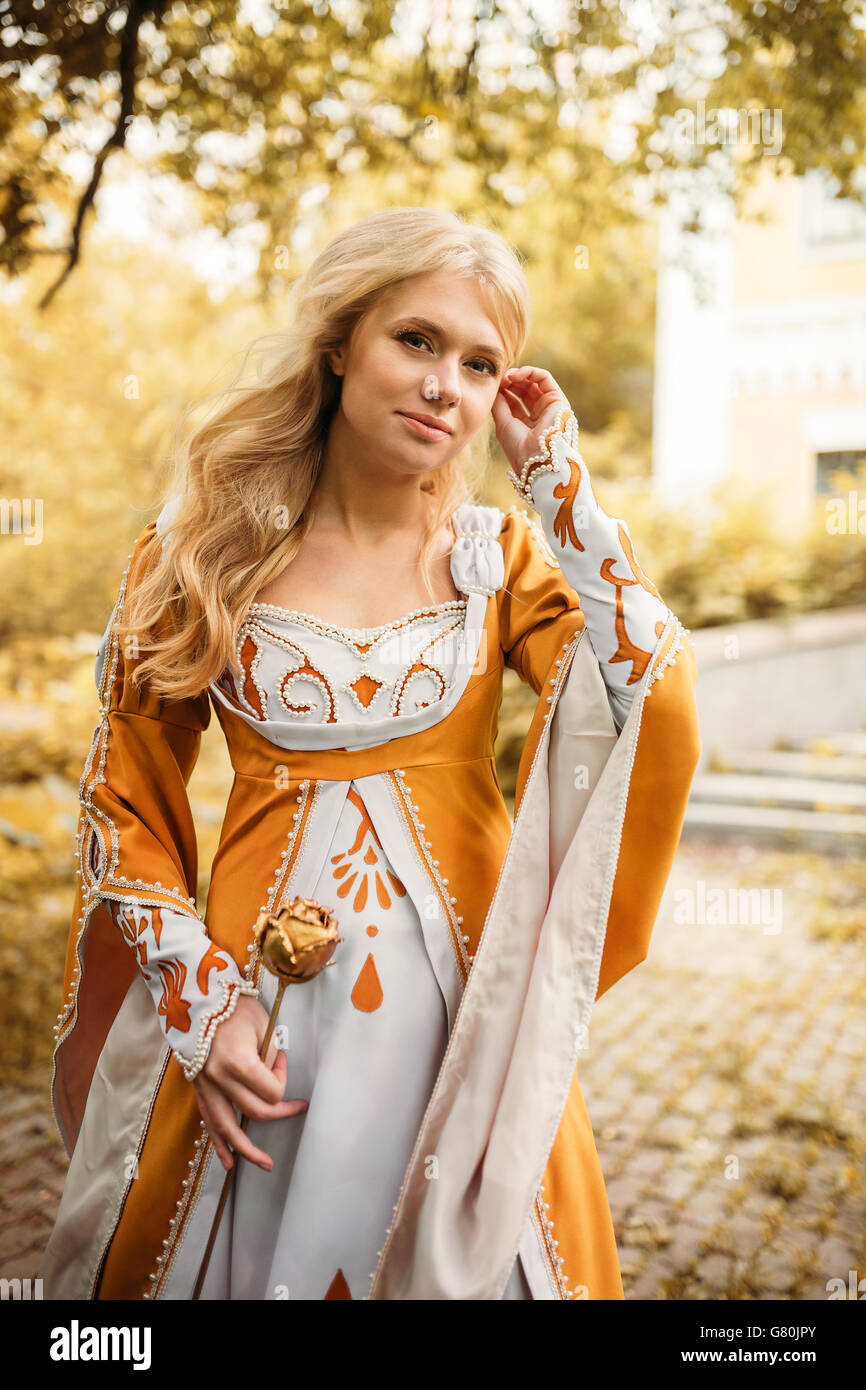 Medieval woman beautiful hi-res stock photography and images - Alamy
