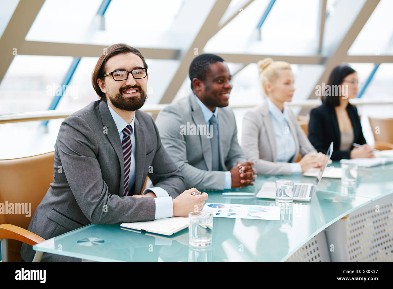Smiling at seminar hi-res stock photography and images - Alamy