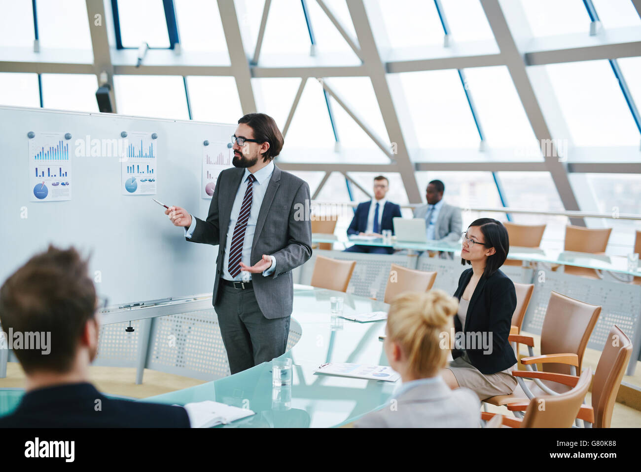 Conference business meeting presentation ceo hi-res stock photography ...