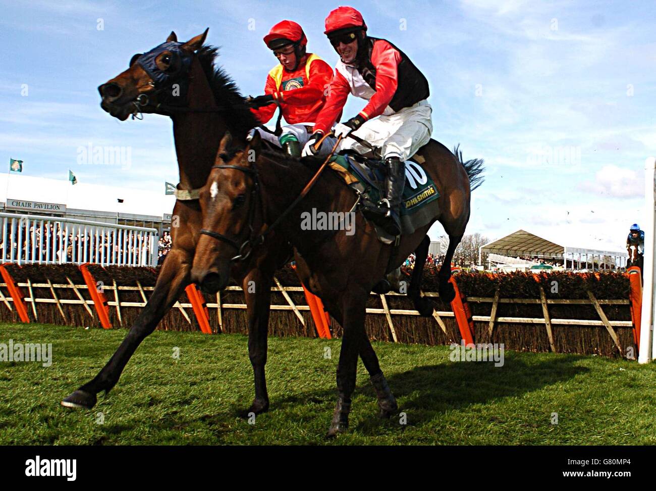 Sport horse racing tony dobbin hi-res stock photography and images - Alamy