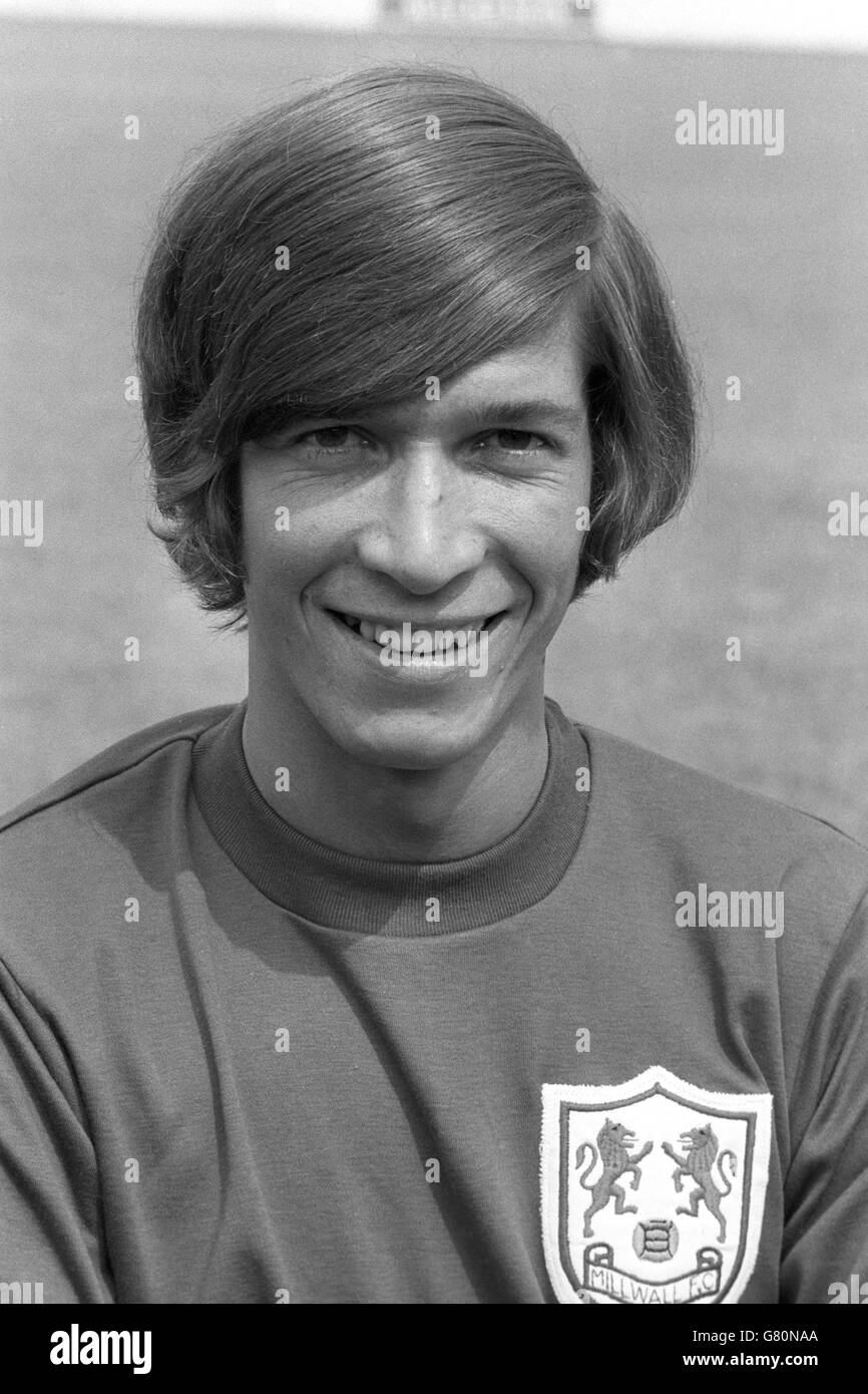 Millwall goalkeeper bryan king hi-res stock photography and images - Alamy