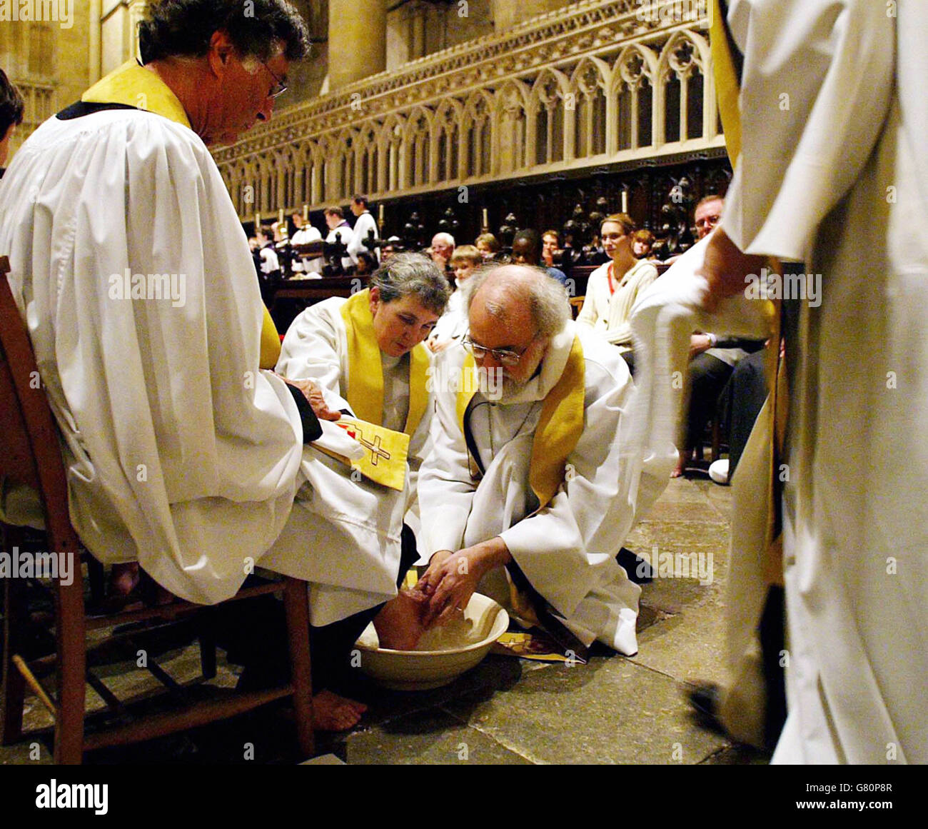 Feet washing hi-res stock photography and images - Alamy