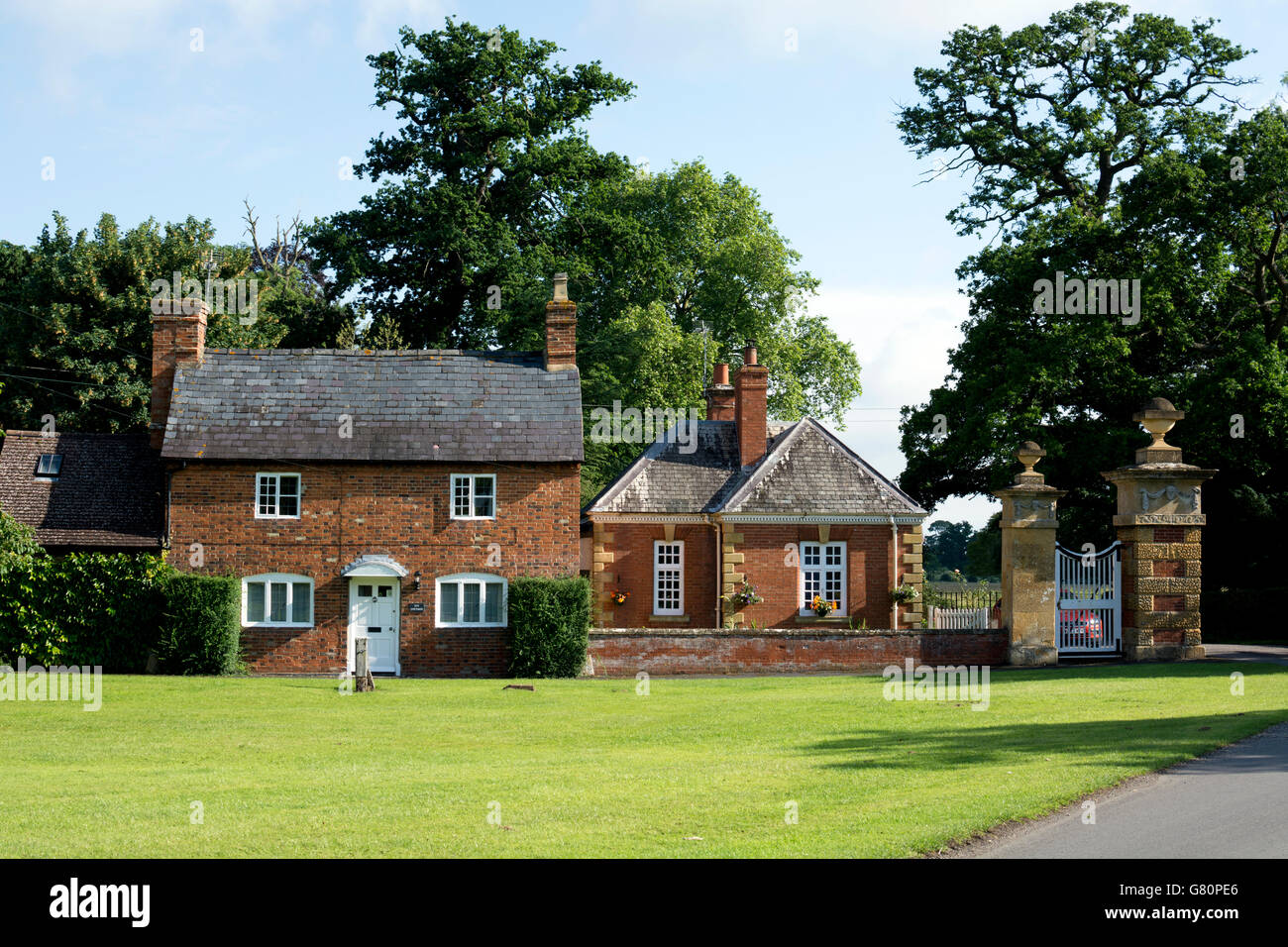 Honington village, Warwickshire, England, UK Stock Photo - Alamy