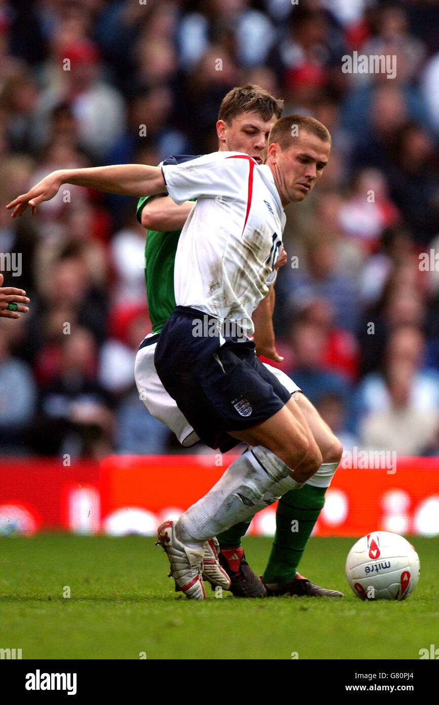 Soccer - FIFA World Cup 2006 Qualifier - Group Six - England v Northern ...