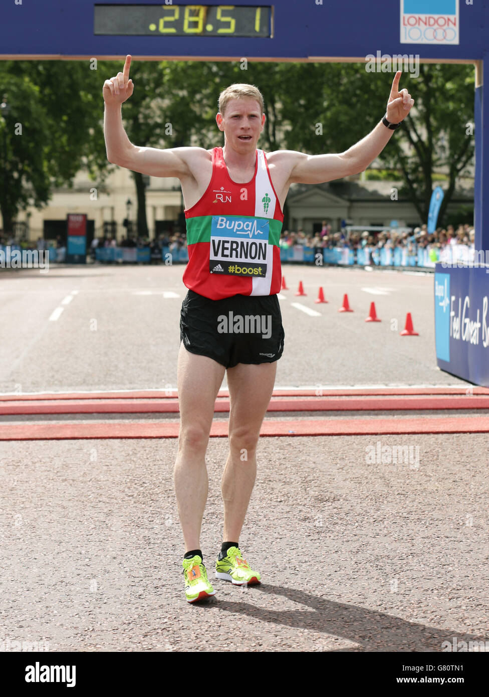 Andy Vernon after crossing the finish line to win the Bupa London ...