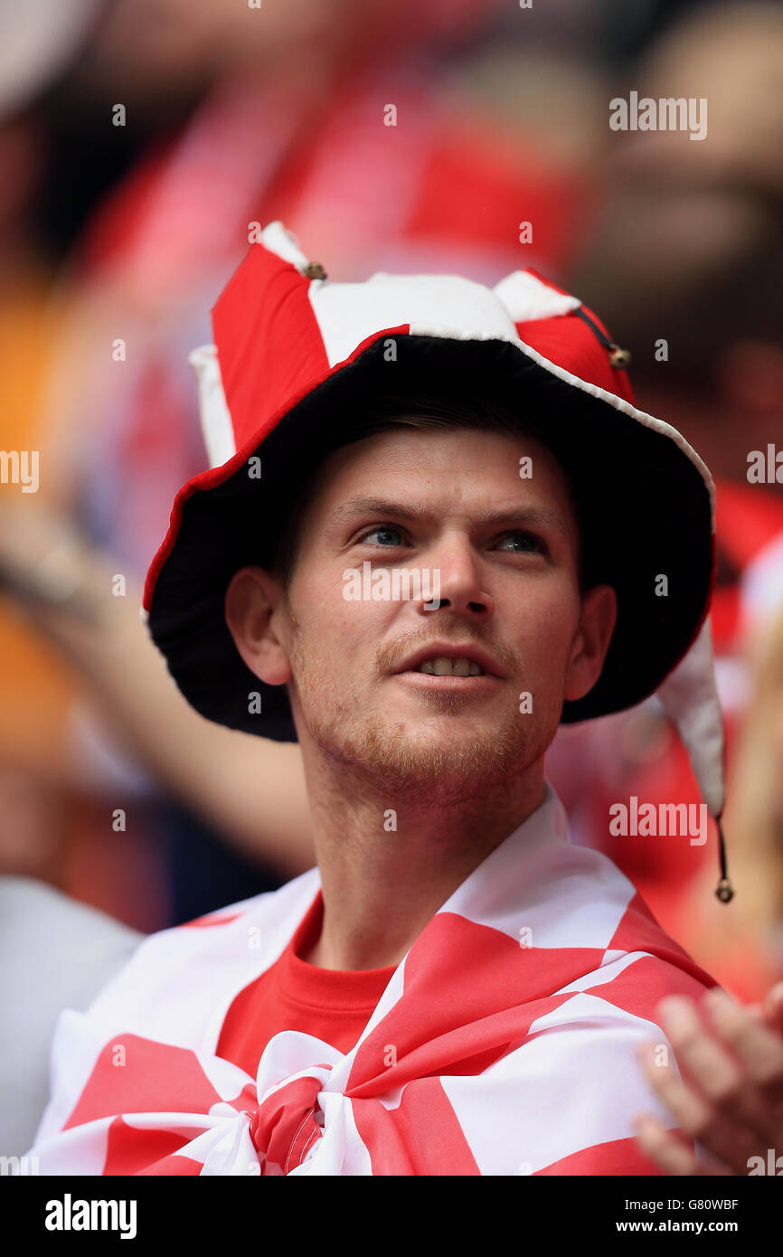 Middlesbrough fans wembley hi-res stock photography and images - Alamy