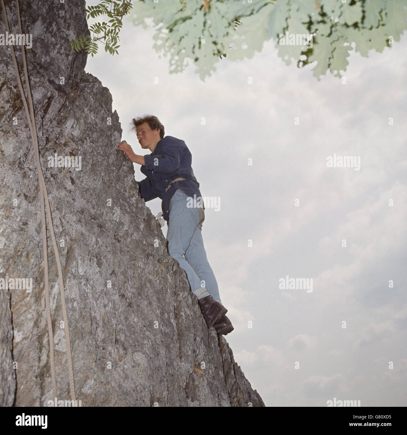 Mountaineering - Mountain Training Course - Snowdonia Stock Photo - Alamy