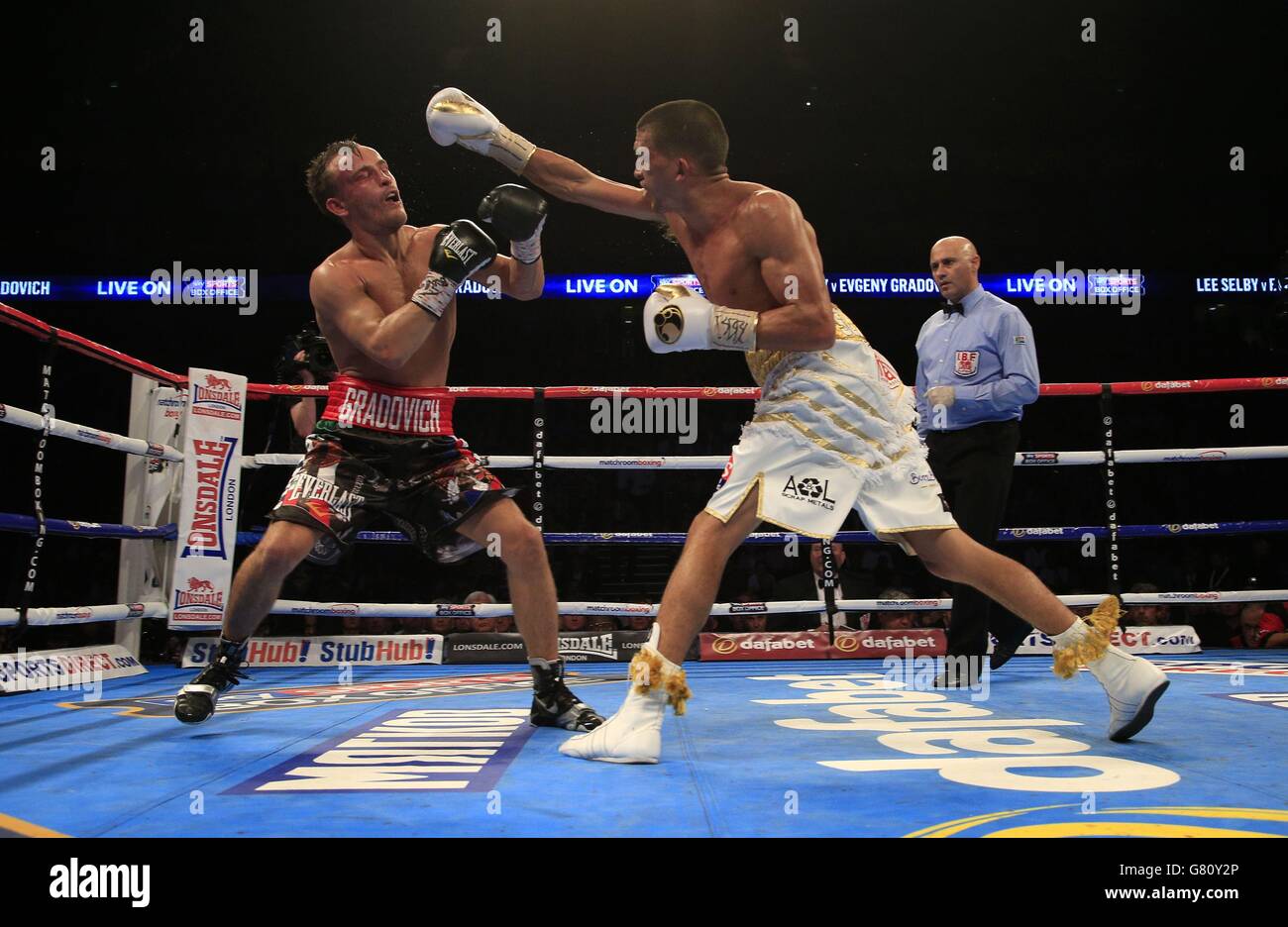 Boxing - The O2 Arena Stock Photo - Alamy