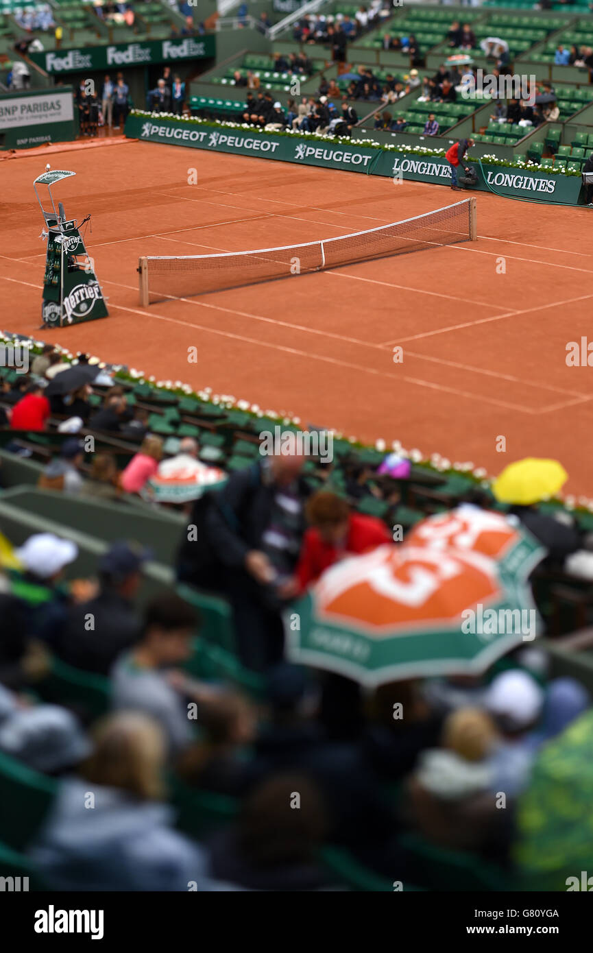 Tennis - 2015 French Open - Day Eight - Roland Garros Stock Photo - Alamy