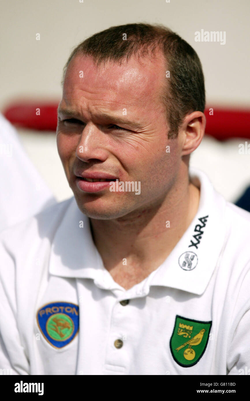 Simon charlton norwich hi-res stock photography and images - Alamy